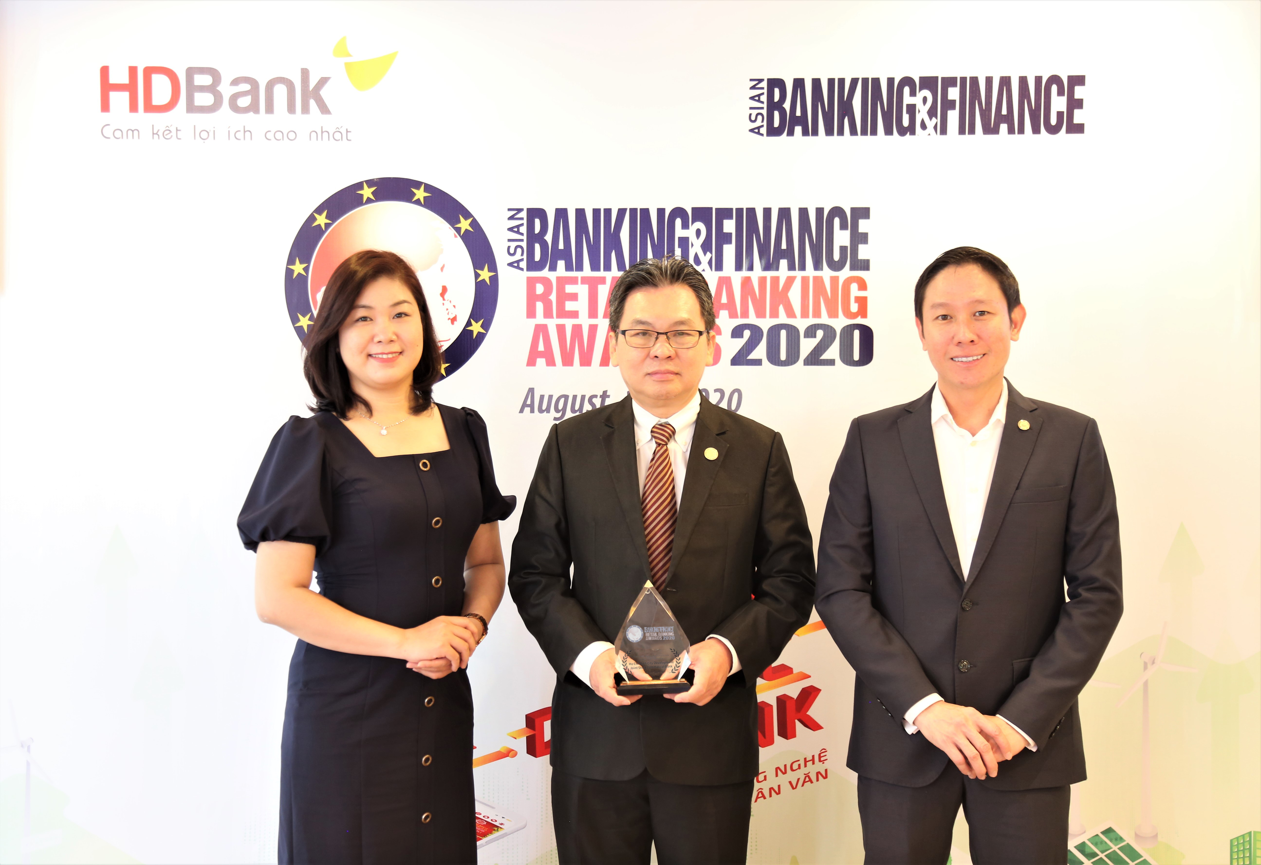 HDBank – Ngân hàng bán lẻ nội địa tốt nhất 2020 - DNTT online