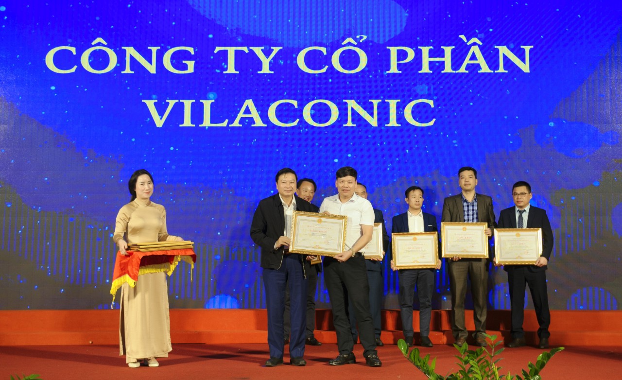 Vilaconic vinh dự nhận bằng khen của Chủ tịch UBND tỉnh Nghệ An - DNTT ...