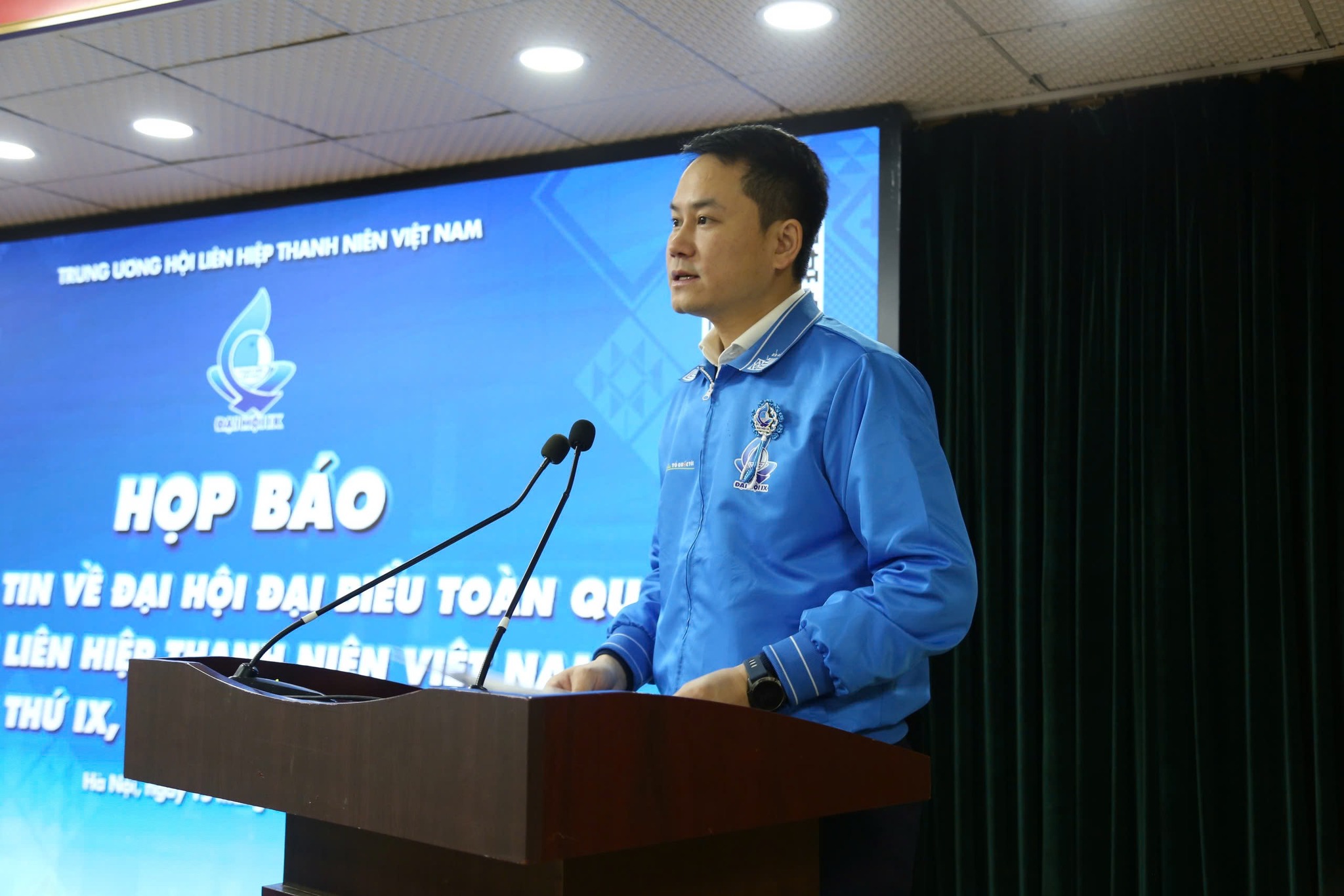 Thanh niên Việt Nam tự tin bước vào kỷ nguyên mới - DNTT online