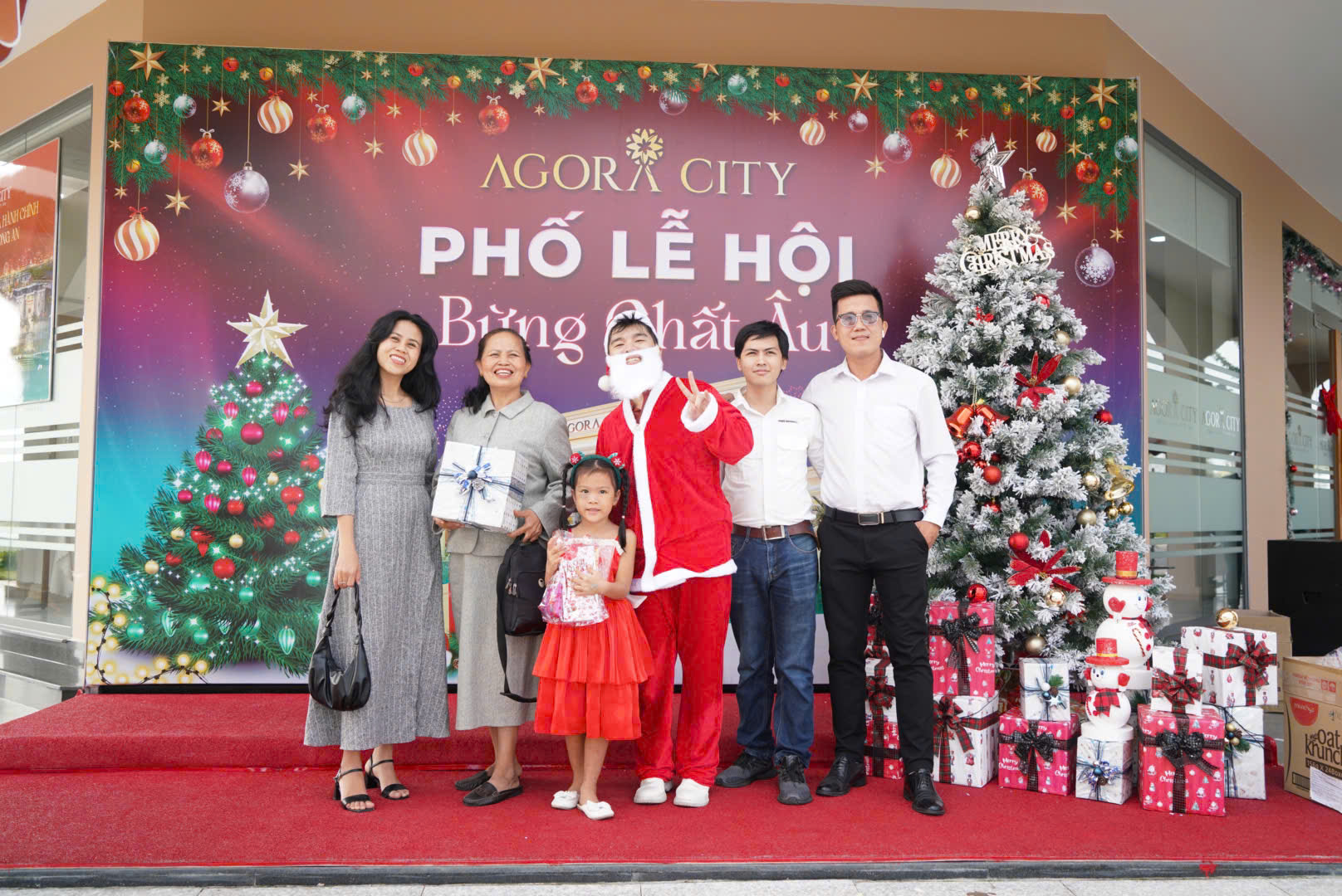 Agora City - Điểm check in “hot hit” mùa lễ hội - DNTT online